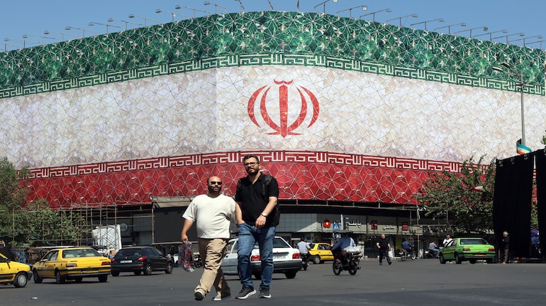 Qatari mediators head to Tehran for final effort to secure US-Iran deal