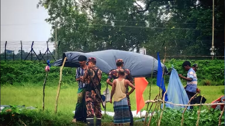 Bangladesh accepts family stranded in no-man’s land after five-day ...