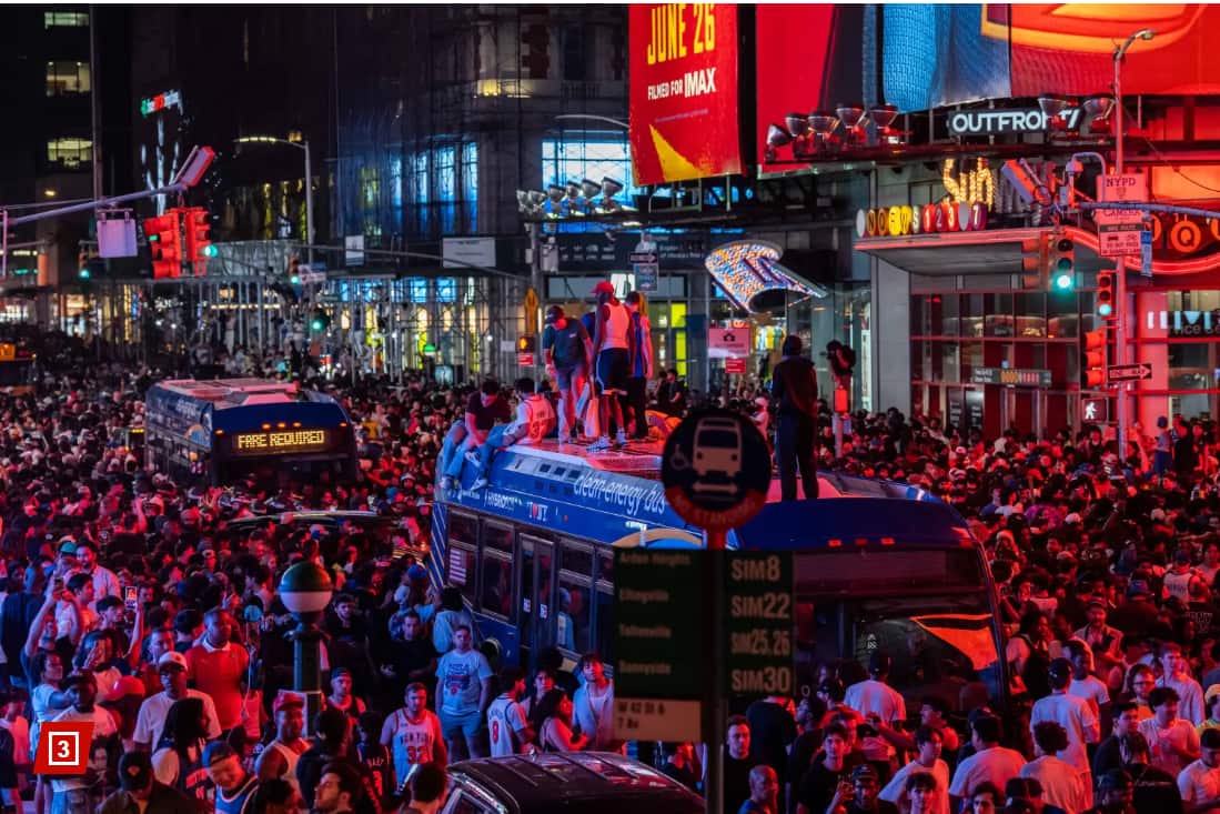 Times Square shooting: Shots fired send crowds running after Knicks ...