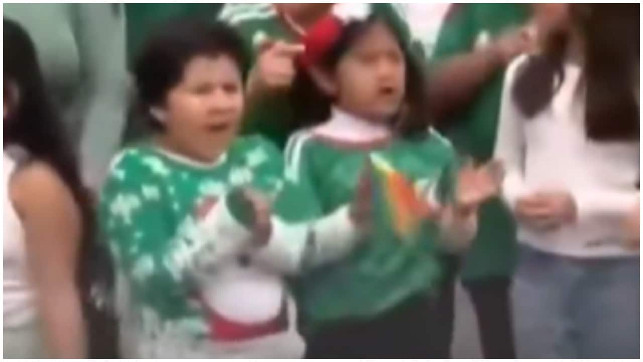 Viral FIFA World Cup moment ends with special gift for young Mexico ...