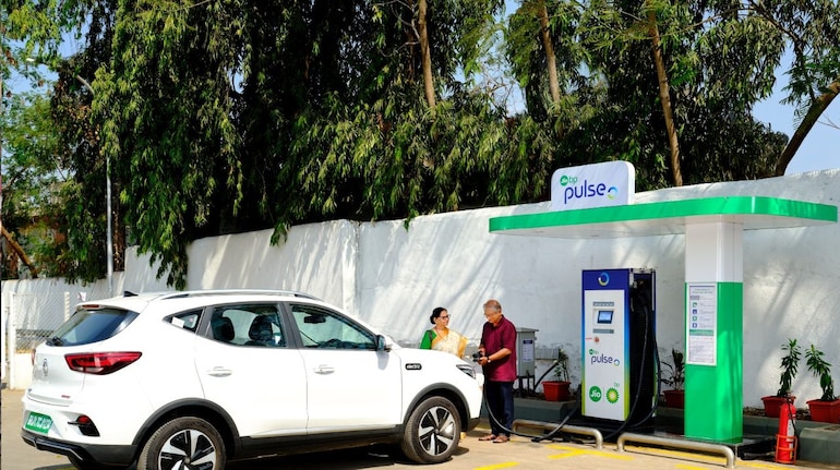 No more multiple apps: Unified EV charging platform in the works under ...