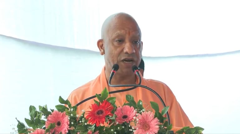 UP CM Adityanath launches second phase of 'School Chalo Abhiyan' from ...