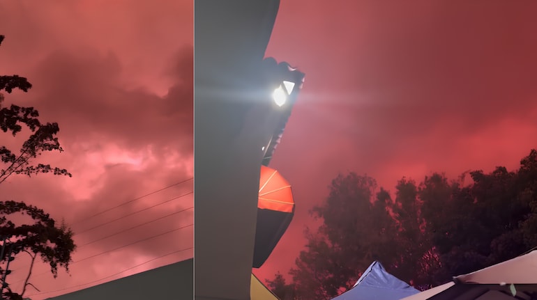 First earthquakes, now blood-red skies: What is happening in Venezuela ...